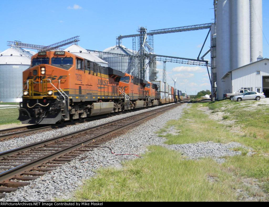 BNSF 7822